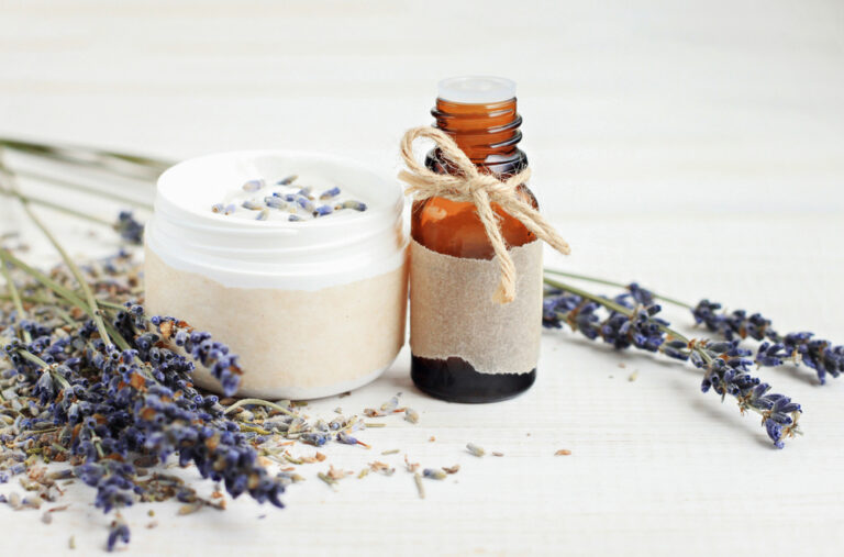 7 Facial Serum Recipes: Combining the Right Oils for Your Skin Type